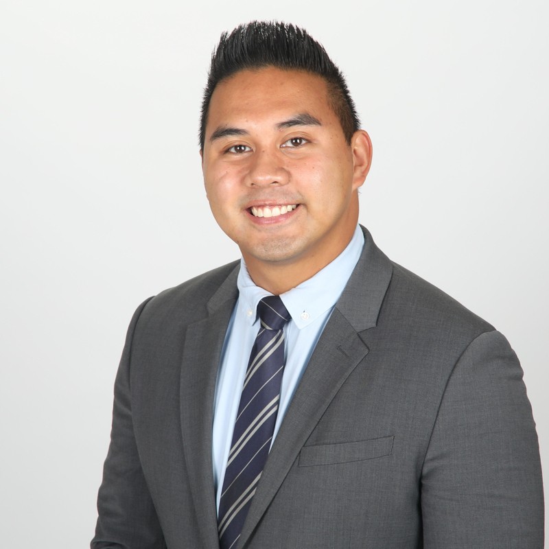 Dennis Valera - Journalist Profile - Intelligent Relations