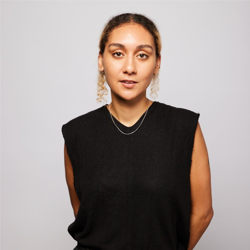 Julie Fenwick - Journalist Profile - Intelligent Relations