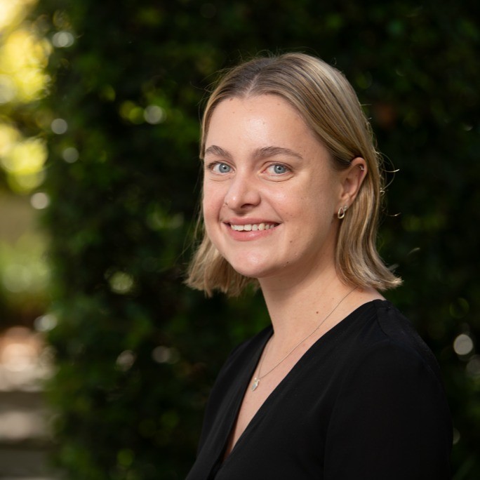 Eliza Bavin - Journalist Profile - Intelligent Relations