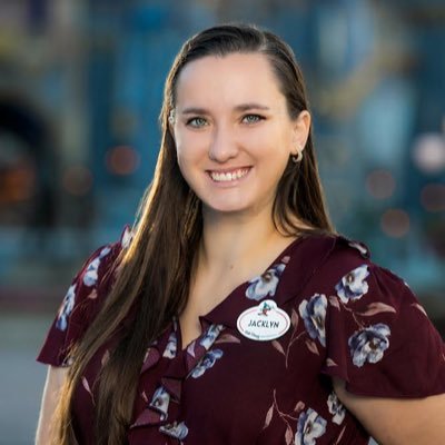 Jacklyn Krol - Journalist Profile - Intelligent Relations