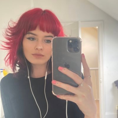 Kelsey Raynor - Journalist Profile - Intelligent Relations