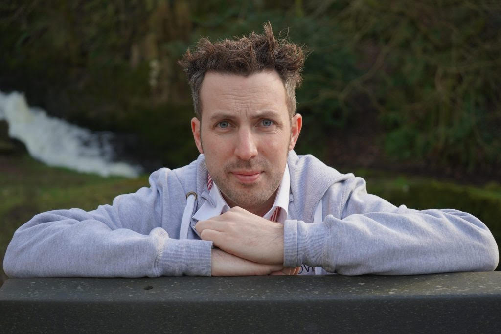 Geoffrey Moffett - Journalist Profile - Intelligent Relations