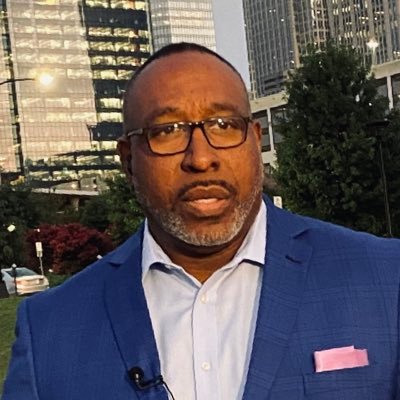 Richard DeVayne - Journalist Profile - Intelligent Relations