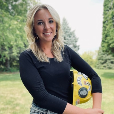 Jordanne Waldschmidt - Journalist Profile - Intelligent Relations