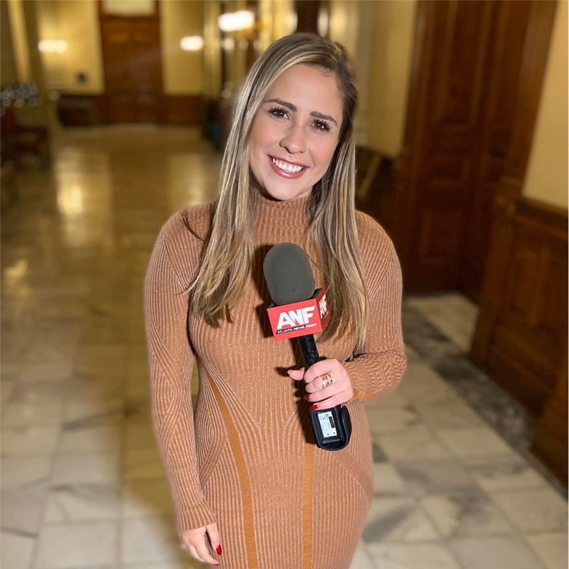 Abby Kousouris - Journalist Profile - Intelligent Relations