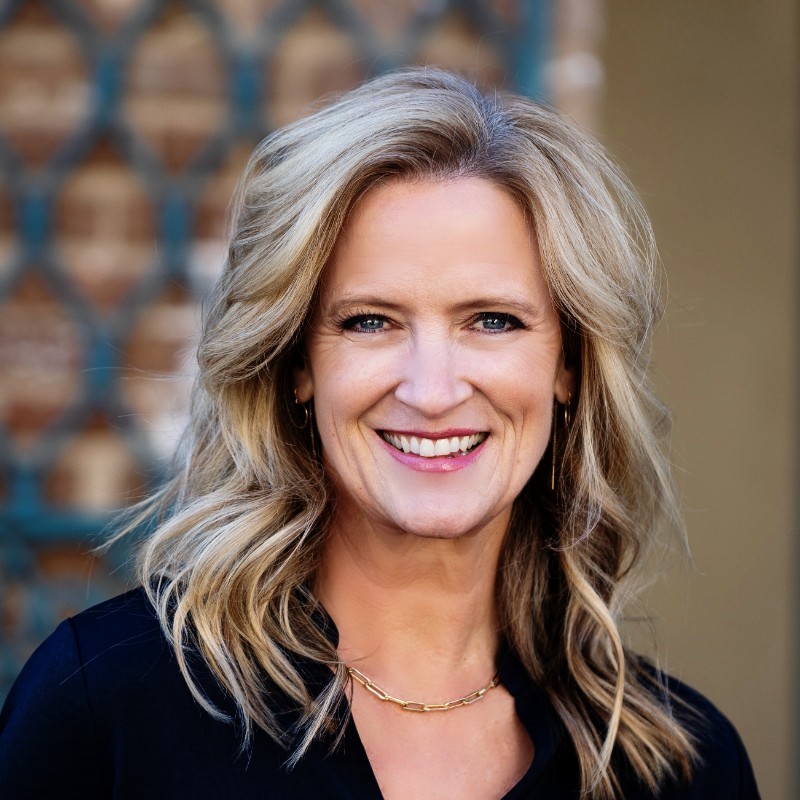 Anne Emerson - Journalist Profile - Intelligent Relations