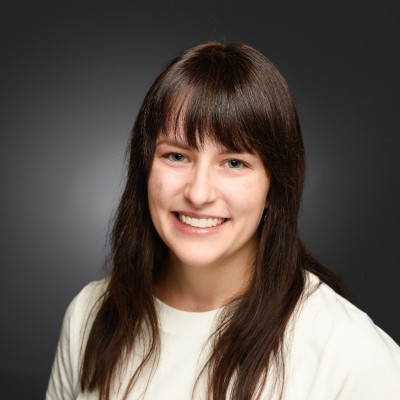 Grace Nehls - Journalist Profile - Intelligent Relations