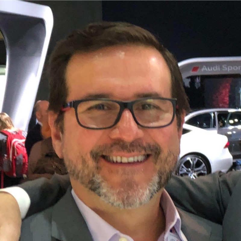 Simon Gomez - Journalist Profile - Intelligent Relations