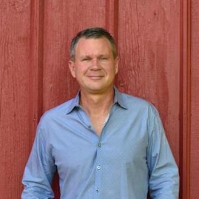 Brian Armstrong - Journalist Profile - Intelligent Relations