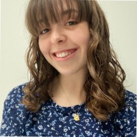 Chloe Davies - Journalist Profile - Intelligent Relations