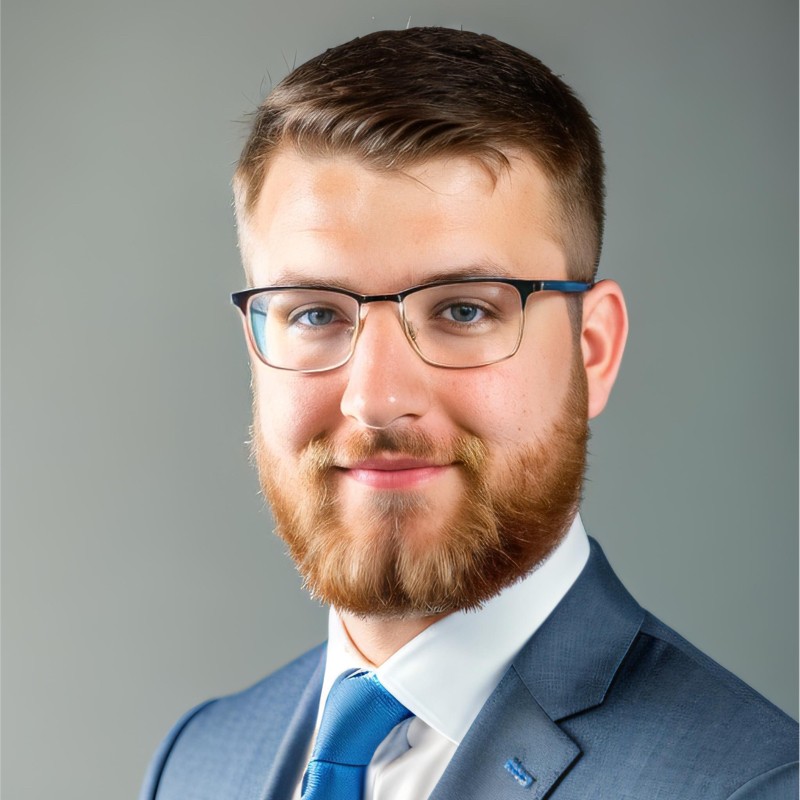 Drew Cook - Journalist Profile - Intelligent Relations