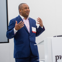 Loren Moss - Journalist Profile - Intelligent Relations