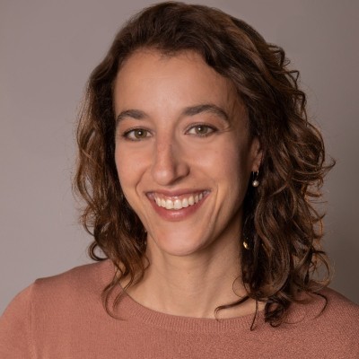 Sarah Nassauer - Journalist Profile - Intelligent Relations